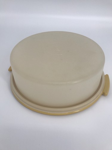 Vintage Tupperware Pie/Cake Keeper Taker Carrier 720-1 Harvest Gold NO ...