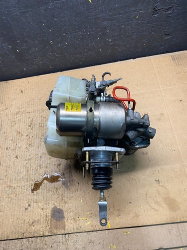 2003 to 2005 Toyota 4runner ABS Brake Booster Pump Hydraulic Anti Lock ...