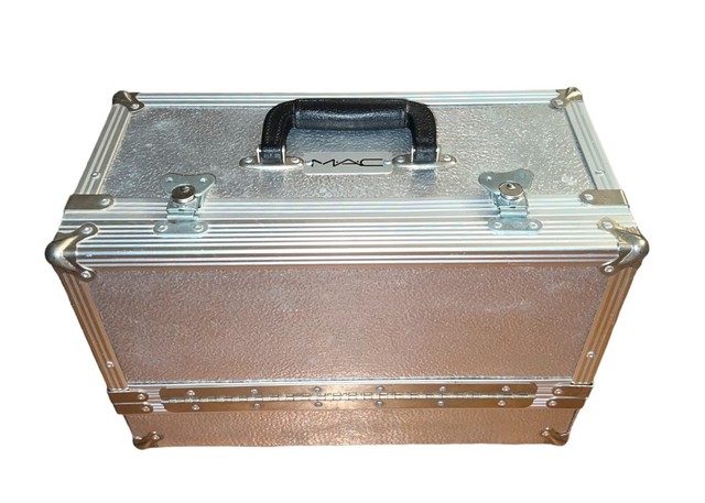Mac Professional Makeup Case