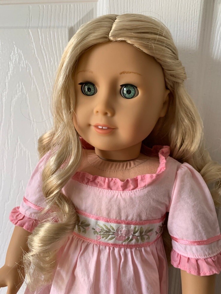 Caroline Abbott's Instagram, Twitter & Facebook on IDCrawl