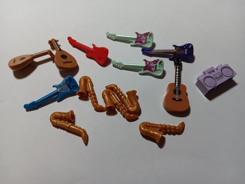 LEGO BULK LOT OF MINIFIGURE UTENSIL MUSICAL INSTRUMENTS GUITARS SAX ...
