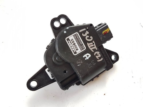 Hyundai i30 2019 Air heater flap actuator motor EA1F0EDFAB02 SAK185294 ...
