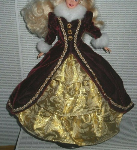 DRESS BARBIE DOLL MATTEL 1996 HAPPY HOLIDAYS BURGUNDY FAUX FUR FASHION ...