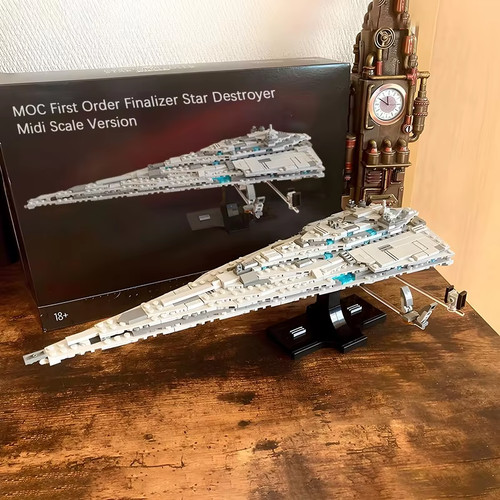 NEW MOC Midi Scale First Order Finalizer Star Destroyer Starship ...