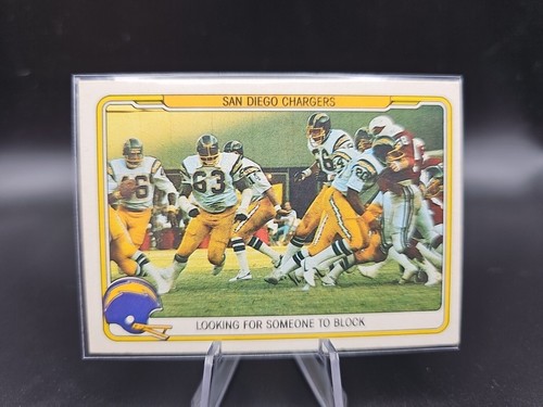 1982 FLEER TEAM ACTION LOOKING FOR SOMEONE TO BLOCK SAN DIEGO CHARGERS ...