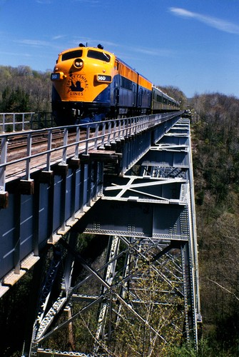 Central Railroad of New Jersey CNJ F7 Locomotive Engine Train on ...