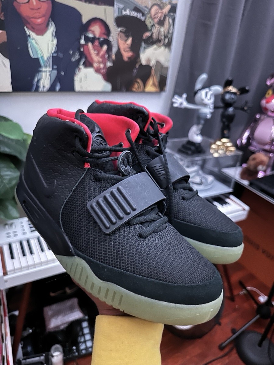 Yeezy 2 Solar Red Glow Nike Air Yeezy 2 черные мужские