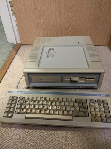 Amstrad PC1640 HD20 system unit and keyboard - does not power up | eBay