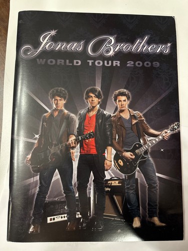 JONAS BROTHERS WORLD TOUR BOOK 2009 BOOK | eBay