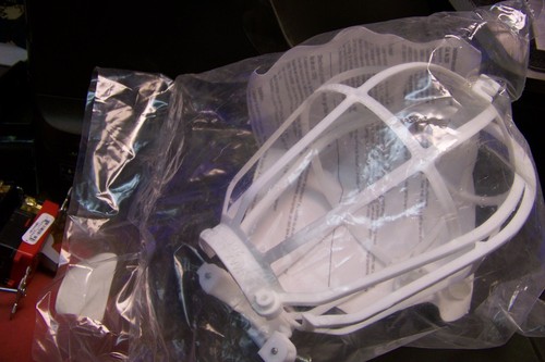 new Leviton 12200-W Replacement Bulb Guard; Plastic, White | eBay