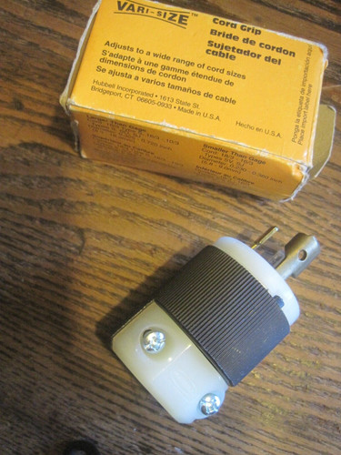 Hubbell #HBL4720C Plug Twist-Lock Insulgrip 2 Pole 3 Wire Grounding 15A ...