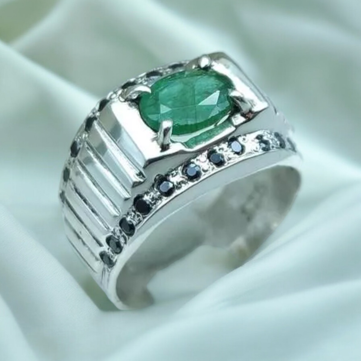 Anillos De Piedra Verde Oscuro