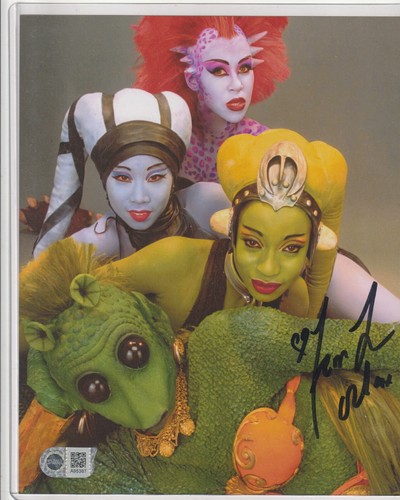 FEMI TAYLOR AUTOGRAPH 8X10 STAR WARS PHOTOGRAPH w/ "OOLA" CHARACTER ...