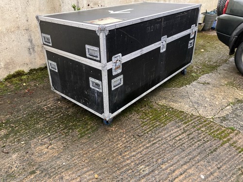 large flight case on wheels | eBay