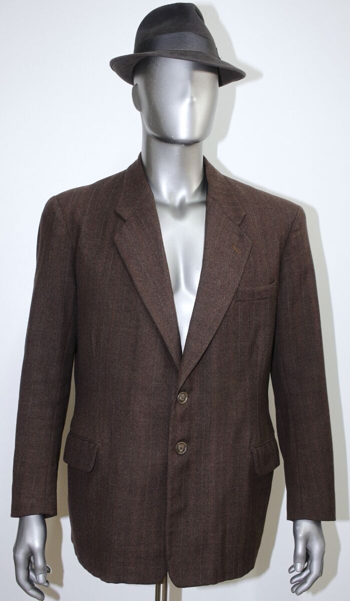 1930s Decade Vintage Suit Jackets & Blazers for Men for sale 1930s Decade Vintage Suit Jackets & Blazers for Men for sale