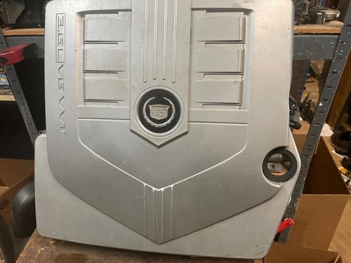 05 CADILLAC CTS Engine Cover | eBay