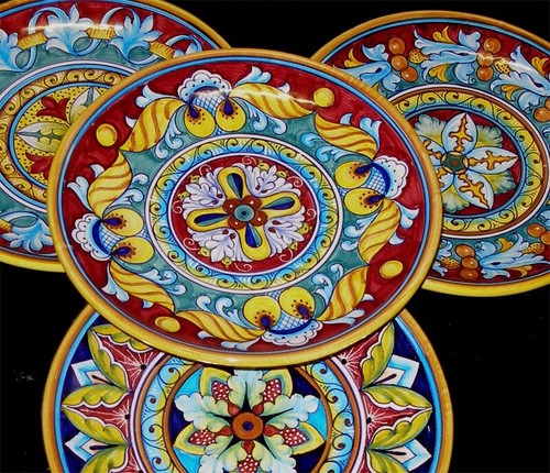 DERUTA ITALIAN POTTERY SET OF 4 BIG GEO PATTERN PLATES | eBay