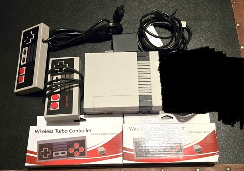 NES - NINTENDO MINI CLASSIC - 800 LOADED GAMES - 4 CONTROLLERS - 2 ...