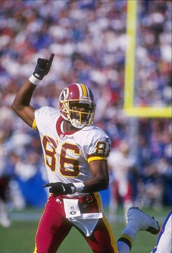 Wide receiver Leslie Shepherd Washington Redskins raises his hand - Old ...