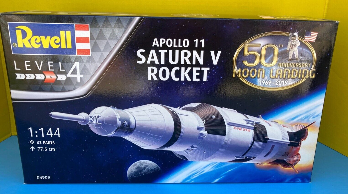 E-Z Build Saturn V Rocket Scale Model Kit – Sloan Museum & Longway ...