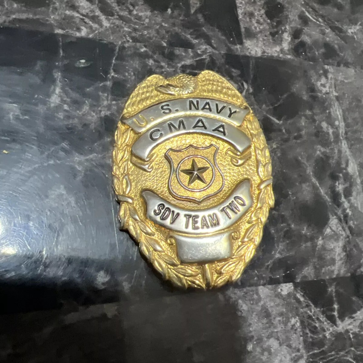 Tridente Do Selo Da Marinha Preto E Branco Preços Baixos Em Navy Seal