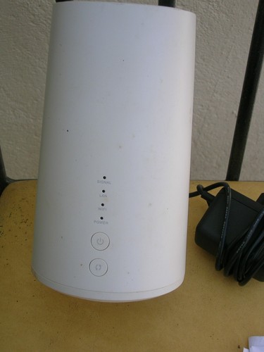 Huawei B528S-23A - Box 4G - Routeur sans-Fil Wi-FI 4G Box 4G | eBay