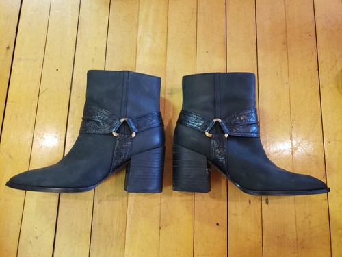 Vionic Carnelia Women Size 6.5 Shoes Black Leather Casual Side Zip ...