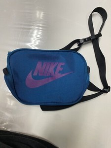 Nike Belt Bag & Fanny Pack Bags for Men for sale | eBay