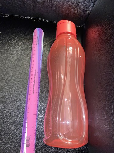 New Tupperware Large Eco Plus Water Bottle RED 1 liter/36 oz NEW! Flip ...