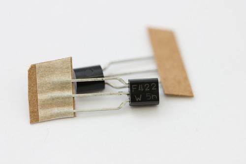 F422 TRANSISTOR NOS (New Old Stock) 1 Stück. C531BU3F290921 | eBay.de