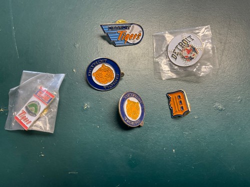 Union 76 Detroit tiger pins lot of 6 | eBay