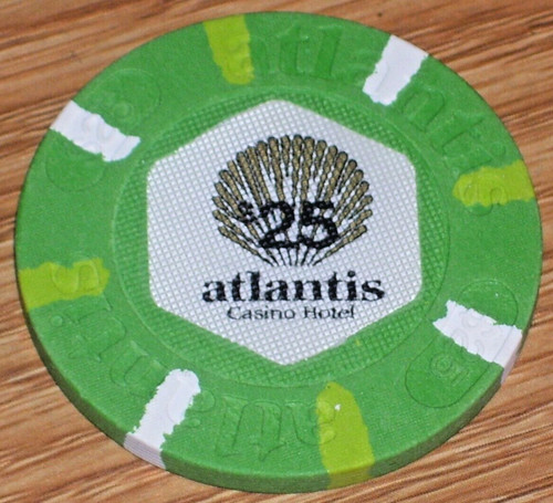 $25 1ST EDT UNC GAMING CHIP FROM THE ATLANTIS (1984-1989) CASINO ...