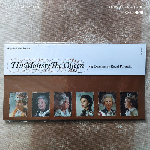 Great Britain stamps. Her majesty Queen. Presentation. MNH. Below 50% of value. | eBay