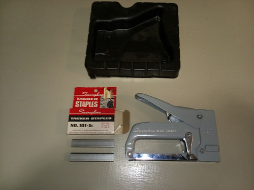 Vintage Swingline #101 Tacker Stapler USA w/ partial box of staples ...