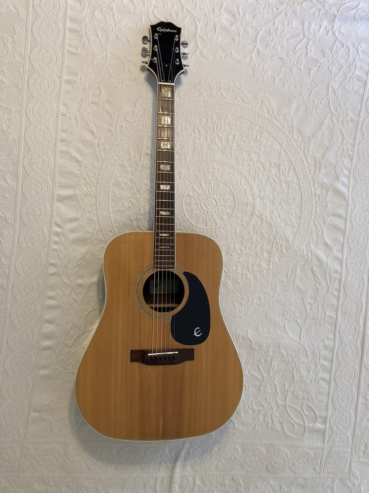 Vintage Acoustic Guitars for sale | eBay