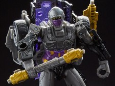 Transformers Generations Selects Nightbird