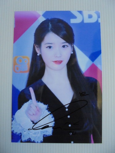 IU Lee Ji Eun KPOP Korean Actress 4x6 Photo Autograph hand signed USA ...