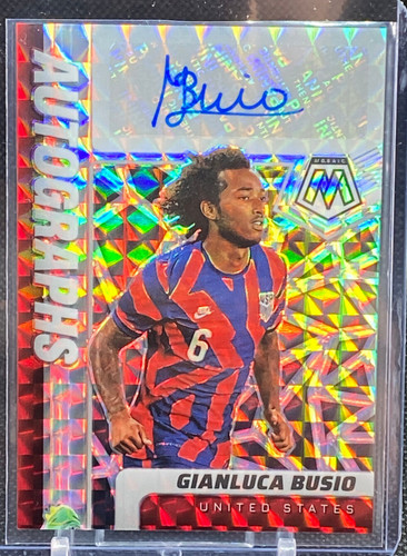 2021-22 Mosaic FIFA Road to the World Cup Gianluca Busio Prizm Auto USA ...