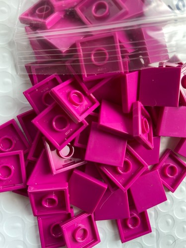 LEGO- NEW-#3068b-MAGENTA-2 X 2 FINISHING TILE W/ GROOVE-10 PIECES | eBay