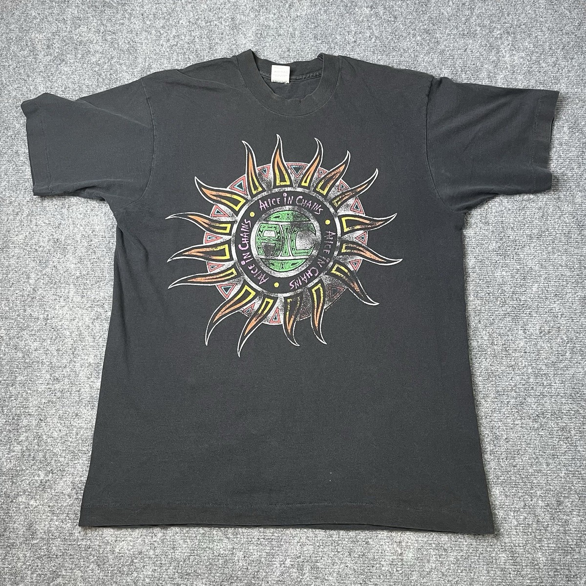 Fruit of the Loom Grunge Graphic Tee Vintage T-Shirts for Fruit of the Loom Grunge Graphic Tee Vintage T-Shirts for