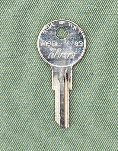 Knucklehead Panhead Ilco 1098L Blank Ignition Key Vintage Harley EL FL ...