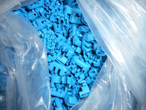 LOT OF DELPHI 12052634 AUTOMOTIVE CONNECTORS SCECONDAY LOCK BLUE QTY ...