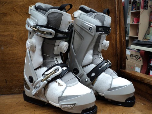 APEX Ml3 size 23.0 womans | eBay