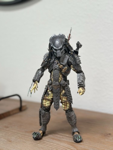 Custom Wolf AVPR Predator Mask For Neca Predator 1/10 Scale MASK ONLY ...