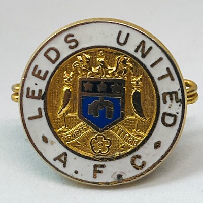 Leeds United Football Badges & Pins for sale | eBay UK