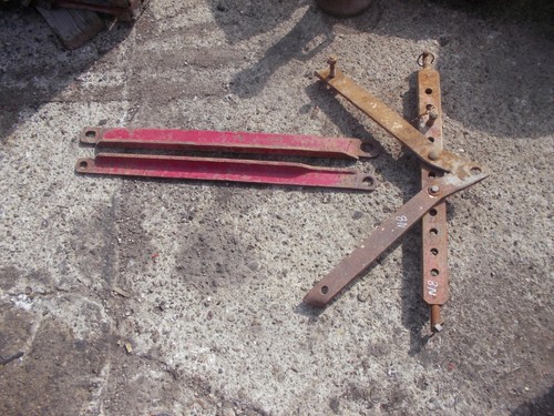 Ford 8N 9N 2N tractor stationary drawbar hitch & stabilizer brackets ...