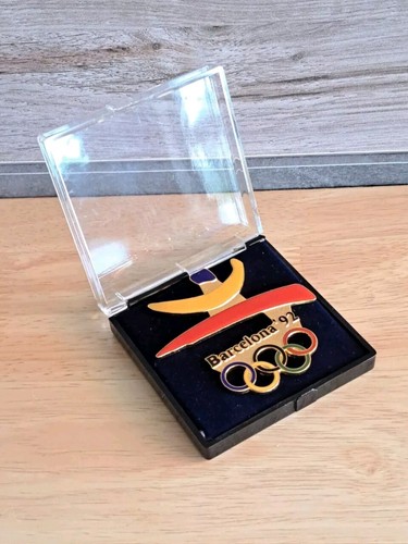 BIG 8cm Olympic Pin Badge NOC IOC BARSELONA 1992 Limited Edition ...
