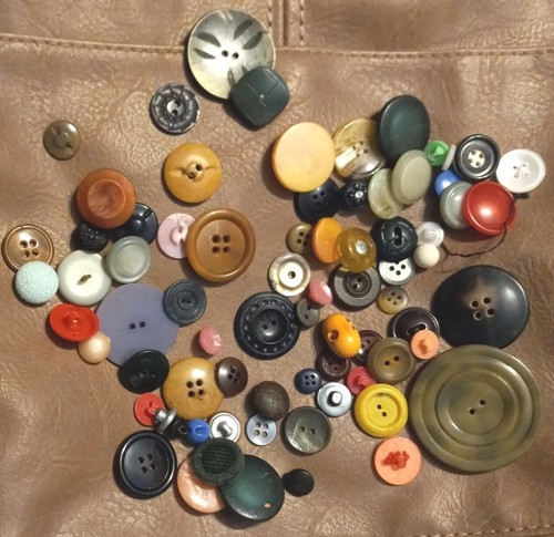 75 Old Buttons*Variety Of Colors, Shapes & Sizes | eBay