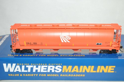 HO Walthers Potash Corp Saskatchewan 59' cylindrical covered hopper car ...