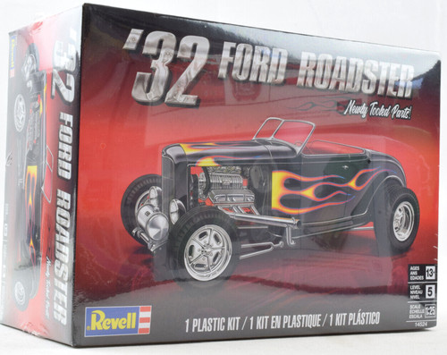 Revell 1932 Ford Roadster (Newly Tooled Parts) 1/25 Plastic Model Car ...